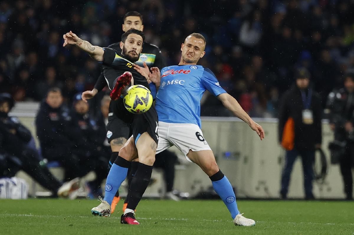 Idea Luis Alberto per il Napoli, Gazzetta: nell'affare pu rientrare un ...