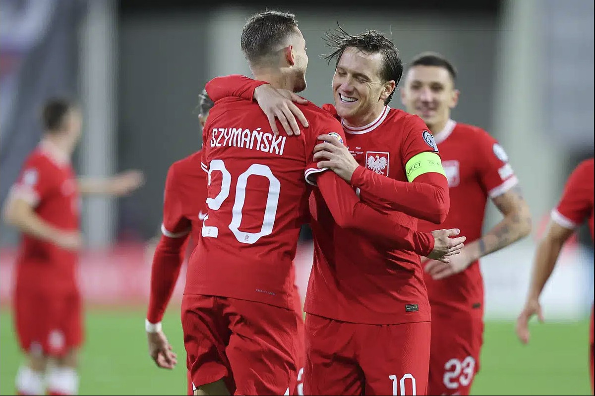 Chi è Sebastian Szymanski che piace al Napoli: ruolo, caratteristiche e ...