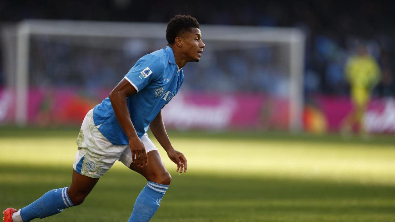 David Neres convocato per Napoli-Genoa? La scelta di Conte