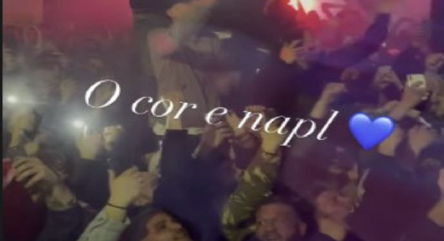 "O cor e Napl" Accoglienza da brividi a Capodichino: le reazioni video e social di tutti gli ...