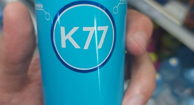 Energy Drink K77, in Georgia la bibita che richiama i colori del Napoli e il numero di ...