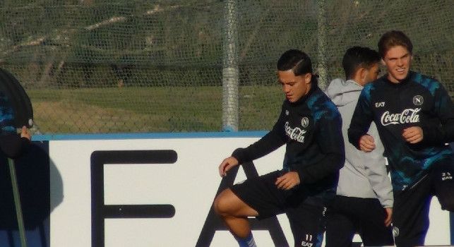 Sky - Ipotesi scambio Raspadori-Danilo: la valutazione del Napoli