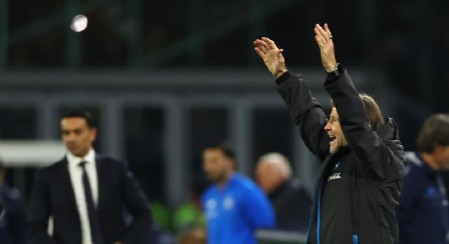 Ieri sera al Napoli è successa una cosa mai capitata in Serie A con ...
